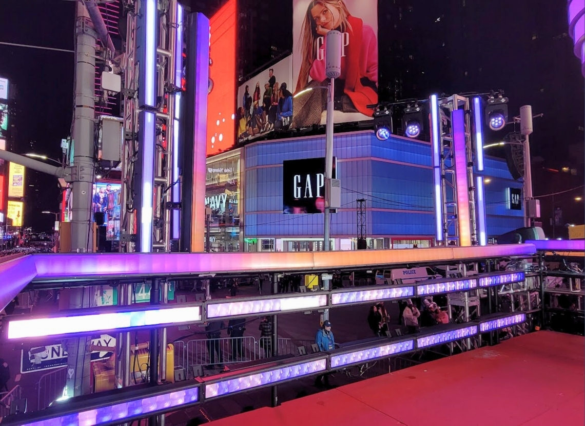 Mike Grabowski, Lighting Design Group turn iconic Times Square NYE Rig ...